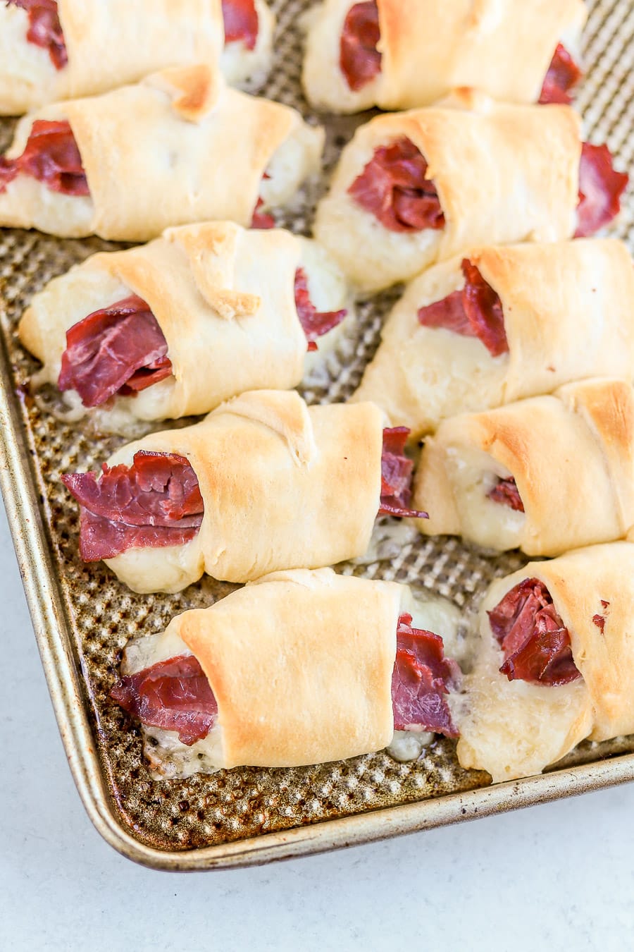 Reuben Roll Ups - St. Patrick's Dy Appetizer Recipe - bits and bites