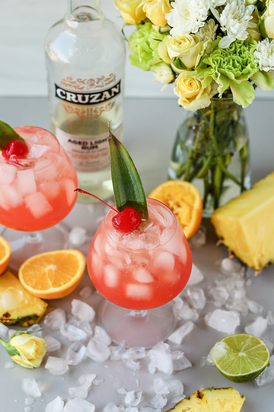 How to Make a Tropical Rum Punch Cocktail - bits + bites