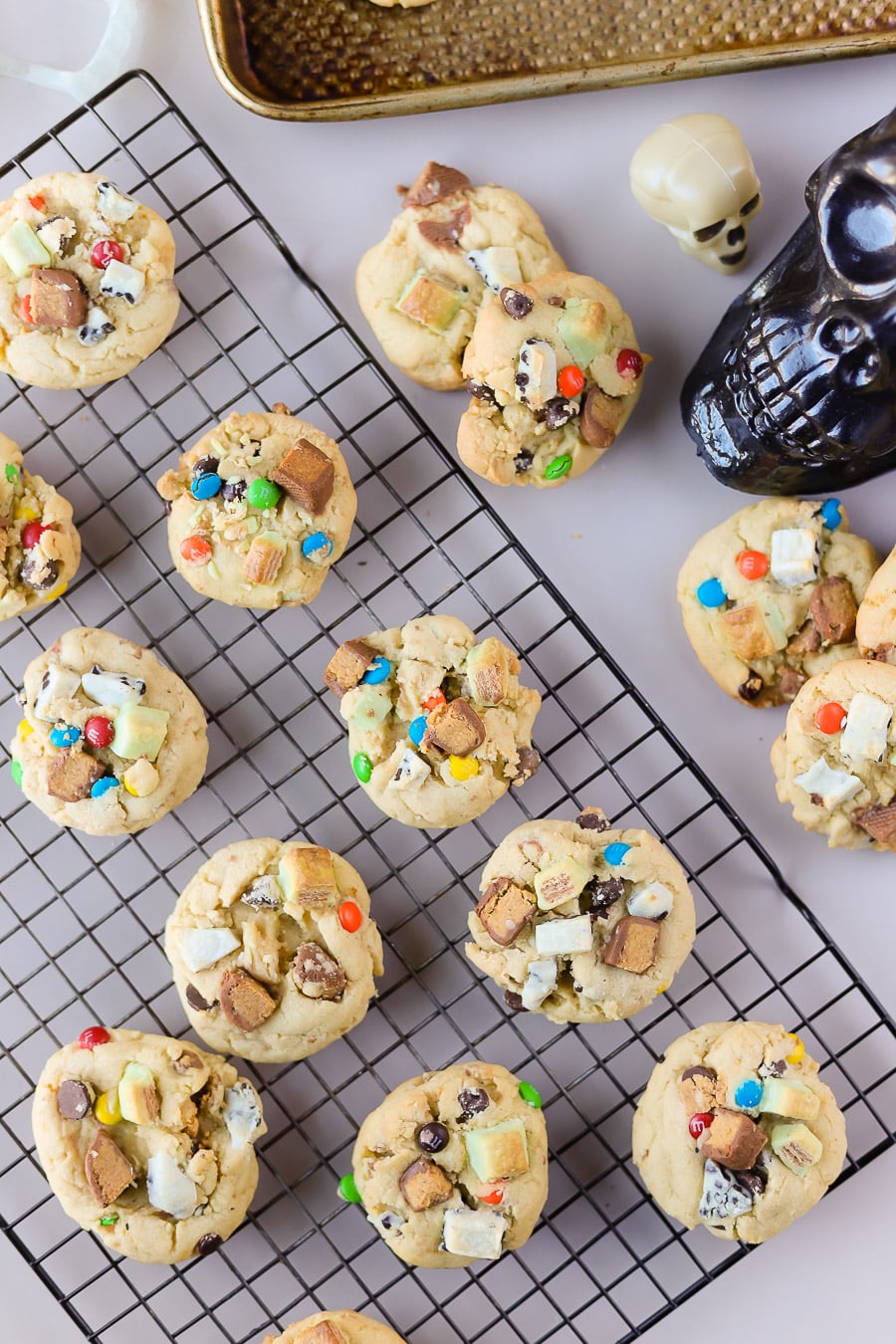 Candy Cookies with Leftover Halloween Candy - bits and bites