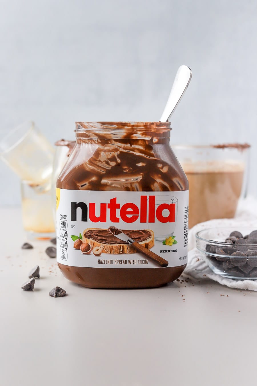 Easy Nutella Latte (3-Ingredients!) - bits and bites