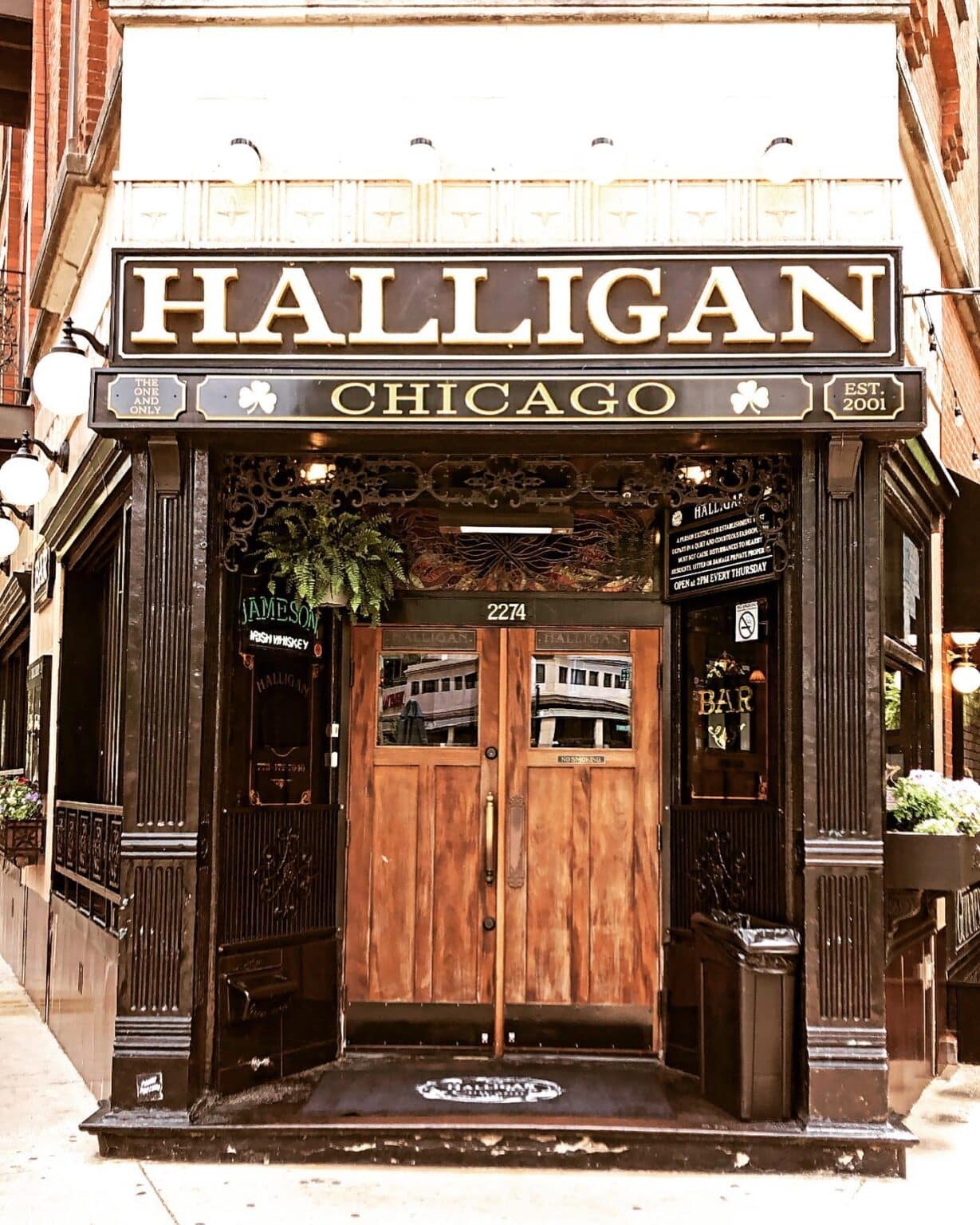 Best Irish Pub in Chicago (2025 Updated!) - bits + bites