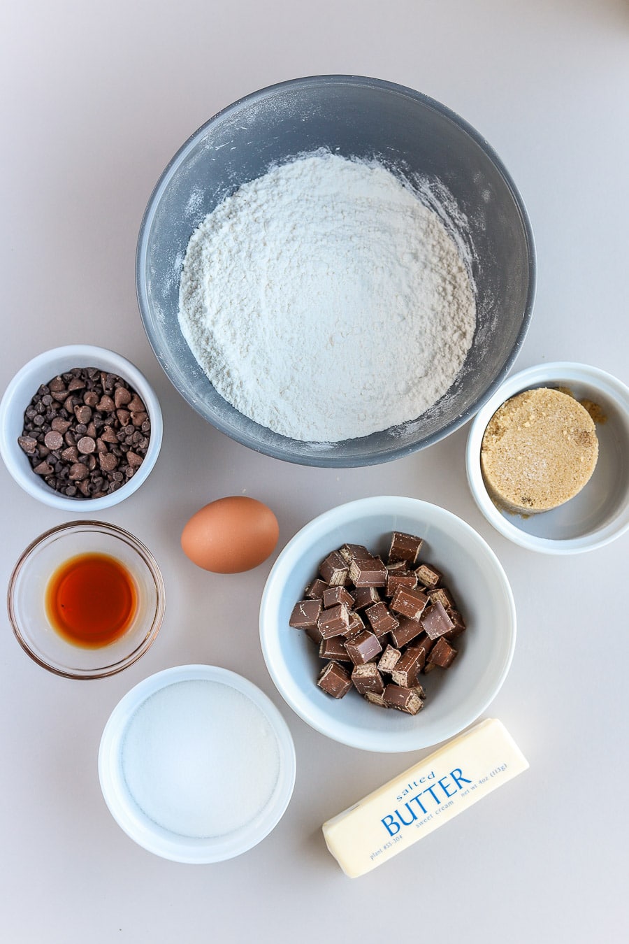 Easy Kit Kat Cookies Recipe - bits and bites