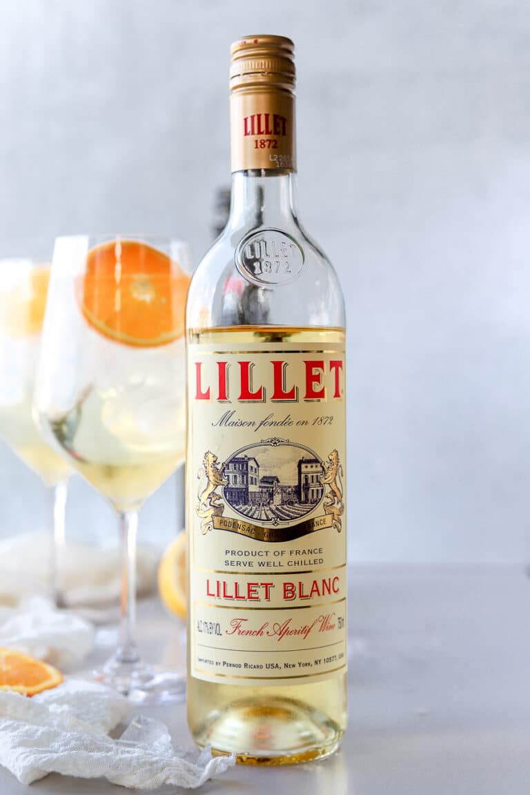 Lillet Blanc Spritz Recipe (refreshing & easy!) - bits and bites