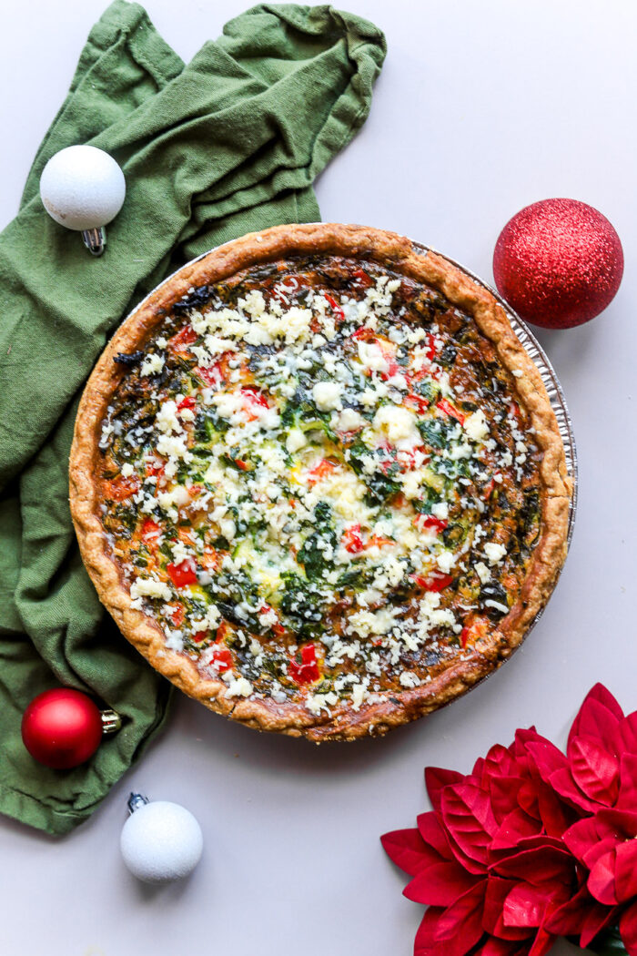 Easy Christmas Quiche Recipe for your Holiday Morning - bits and bites