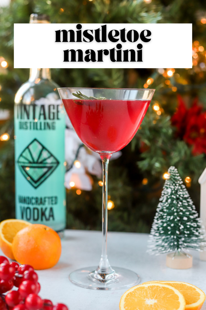 Festive Mistletoe Martini Cocktail with Vodka - bits and bites
