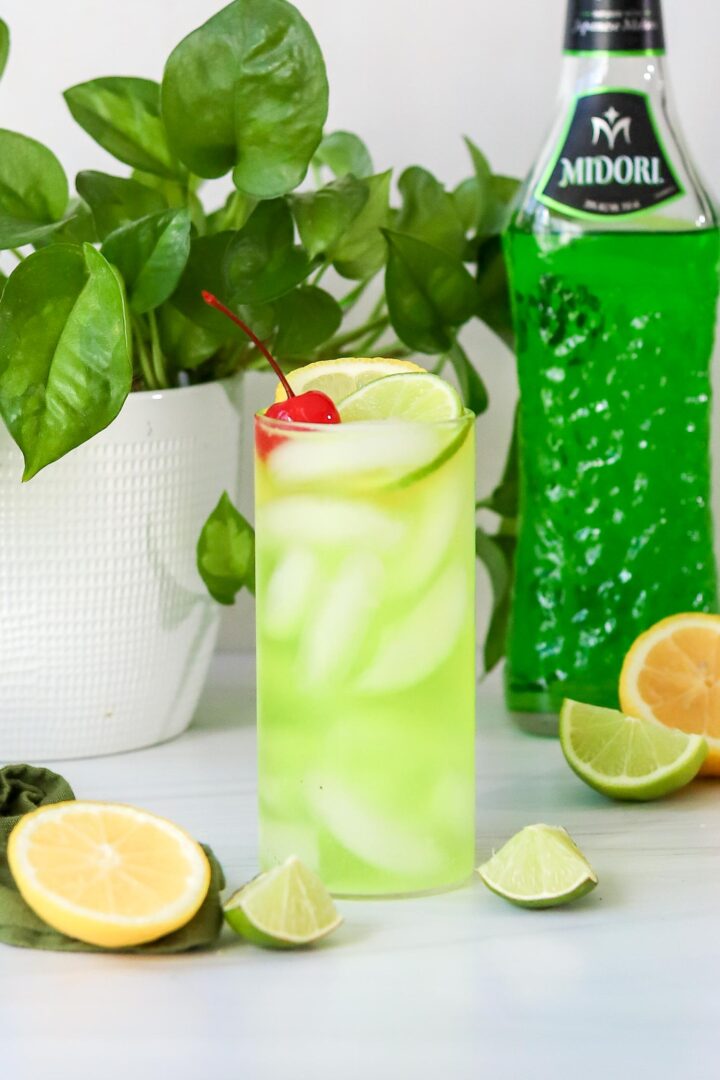 The Best Green Cocktails - bits + bites